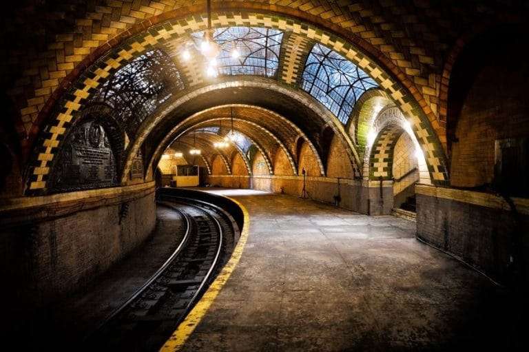 15 underground stations around the world with astonishing decorations ...