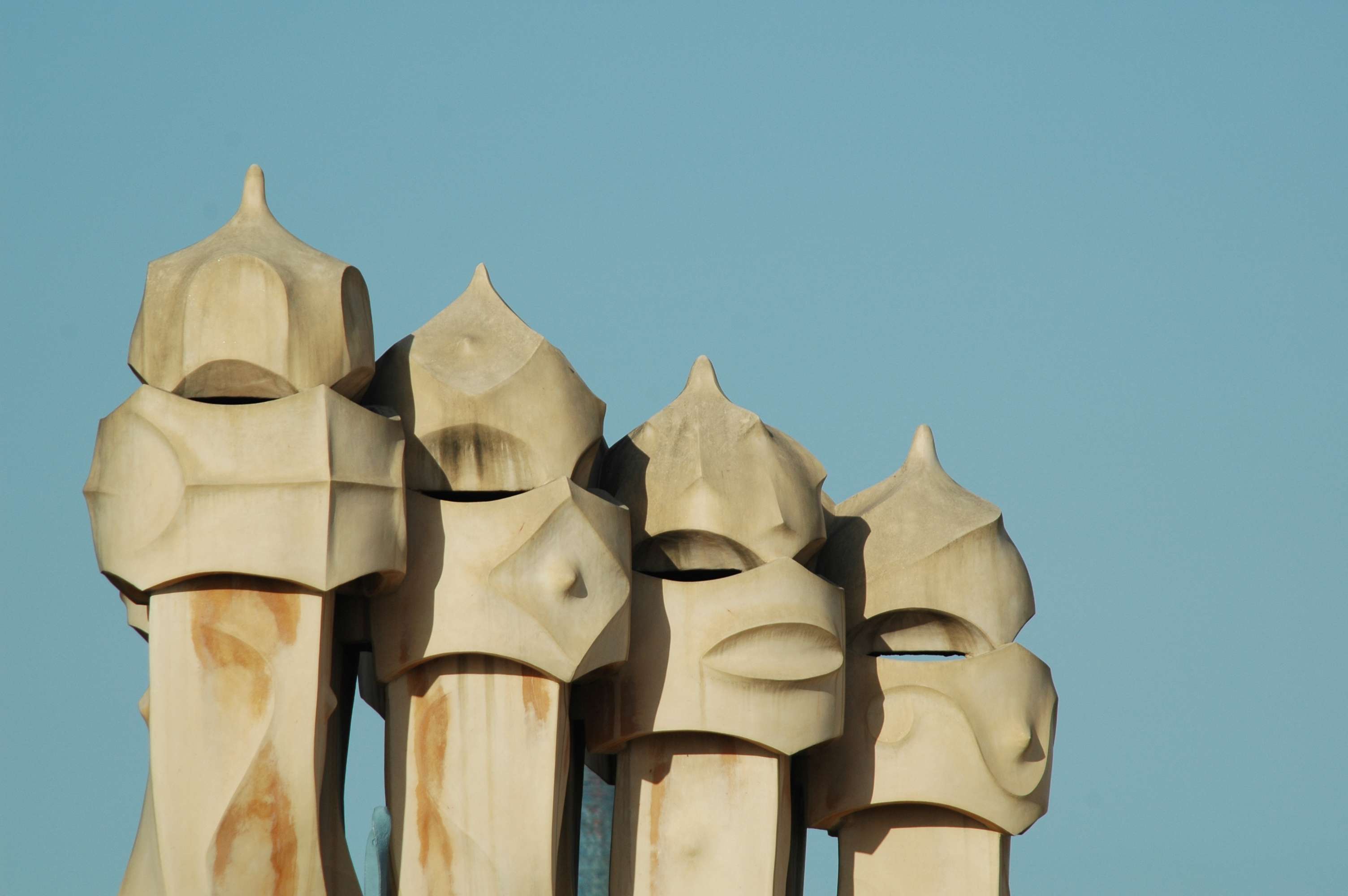 Gaudi_elements_chess_la_pedrera – becoration